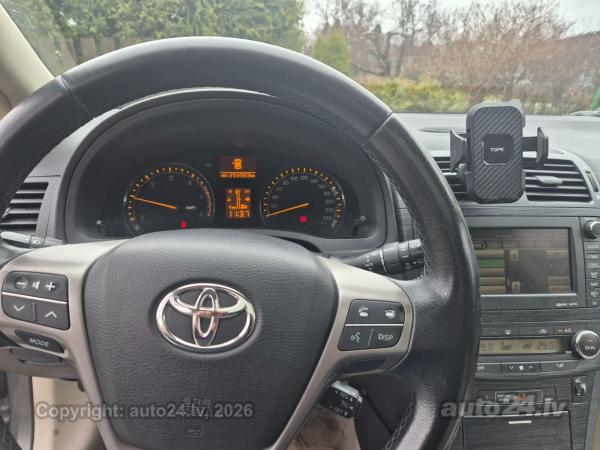 Зеленый Тойота Авенсис 2010 в Саку, объемом двигателя 2.20 л и пробегом 300 тыс. км за 3999 €, фото 4 на AUTOMOTO.COM.LV