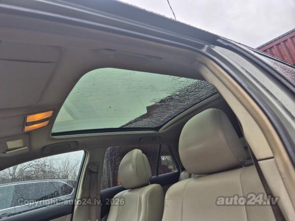 Зеленый Тойота Авенсис 2010 в Саку, объемом двигателя 2.20 л и пробегом 300 тыс. км за 3999 €, фото 6 на AUTOMOTO.COM.LV