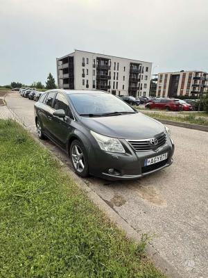 Зеленый Тойота Авенсис 2010 в Вильнюс, объемом двигателя 2.23 л и пробегом 280 тыс. км за 2000 €, фото 3 на AUTOMOTO.COM.LV