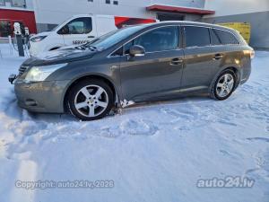 Zaļš Toyota Avensis 2011 Tallina, ar dzinēja tilpumu 2.20 L un nobraukumu 312 tūkst. km par 4900 €, foto 2 vietnē AUTOMOTO.COM.LV