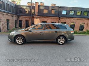 Zaļš Toyota Avensis 2011 Tallina, ar dzinēja tilpumu 2.00 L un nobraukumu 207 tūkst. km par 4990 €, foto 3 vietnē AUTOMOTO.COM.LV