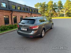 Zaļš Toyota Avensis 2011 Tallina, ar dzinēja tilpumu 2.00 L un nobraukumu 207 tūkst. km par 4990 €, foto 5 vietnē AUTOMOTO.COM.LV