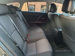Zaļš Toyota Avensis 2011 Tallina, ar dzinēja tilpumu 2.00 L un nobraukumu 207 tūkst. km par 4990 €, foto 10 vietnē AUTOMOTO.COM.LV