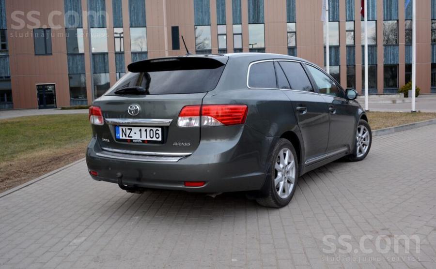 Zaļš Toyota Avensis 2012 Dobele, ar dzinēja tilpumu 2.00 L un nobraukumu 269 tūkst. km par 6250 €, foto 4 vietnē AUTOMOTO.COM.LV