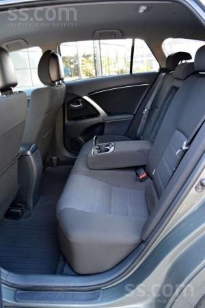 Zaļš Toyota Avensis 2012 Dobele, ar dzinēja tilpumu 2.00 L un nobraukumu 269 tūkst. km par 6250 €, foto 23 vietnē AUTOMOTO.COM.LV