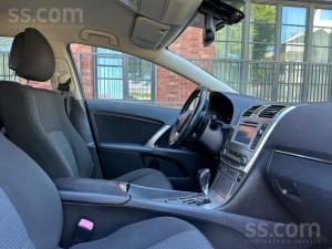 Zaļš Toyota Avensis 2012 Rīga, ar dzinēja tilpumu 2.20 L un nobraukumu 277 tūkst. km par 4900 €, foto 8 vietnē AUTOMOTO.COM.LV