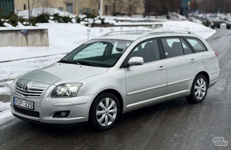 Grey Toyota Avensis 2008 in Vilnius, with an engine capacity of 2.00 L and mileage of 324 thousand km for 1990 €, photo 2 on AUTOMOTO.COM.LV