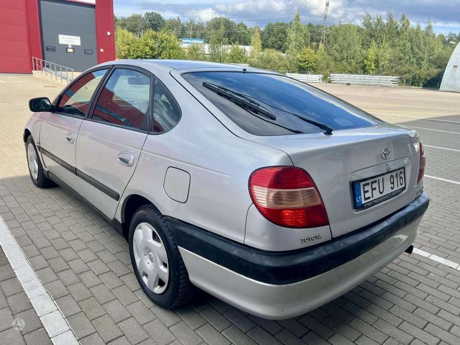Серый Тойота Авенсис 2000 в Каунас, объемом двигателя 2.00 л и пробегом 348 тыс. км за 999 €, фото 9 на AUTOMOTO.COM.LV