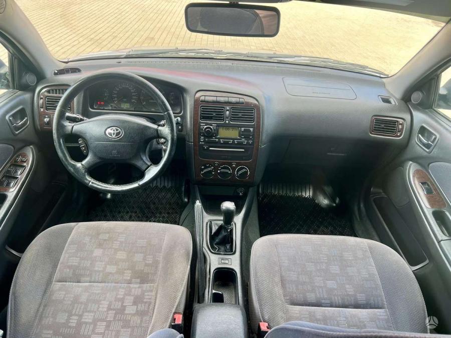 Серый Тойота Авенсис 2000 в Каунас, объемом двигателя 2.00 л и пробегом 348 тыс. км за 999 €, фото 10 на AUTOMOTO.COM.LV