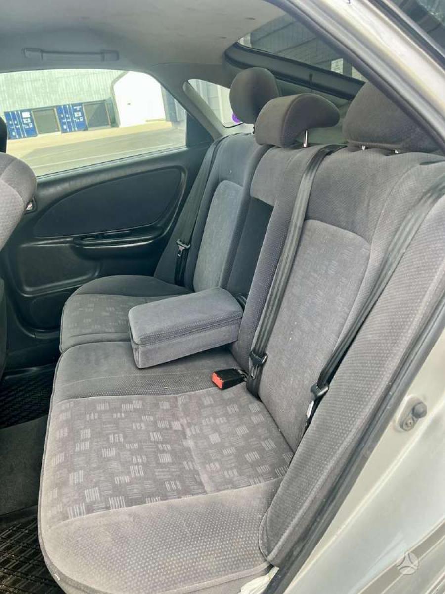 Серый Тойота Авенсис 2000 в Каунас, объемом двигателя 2.00 л и пробегом 348 тыс. км за 999 €, фото 25 на AUTOMOTO.COM.LV