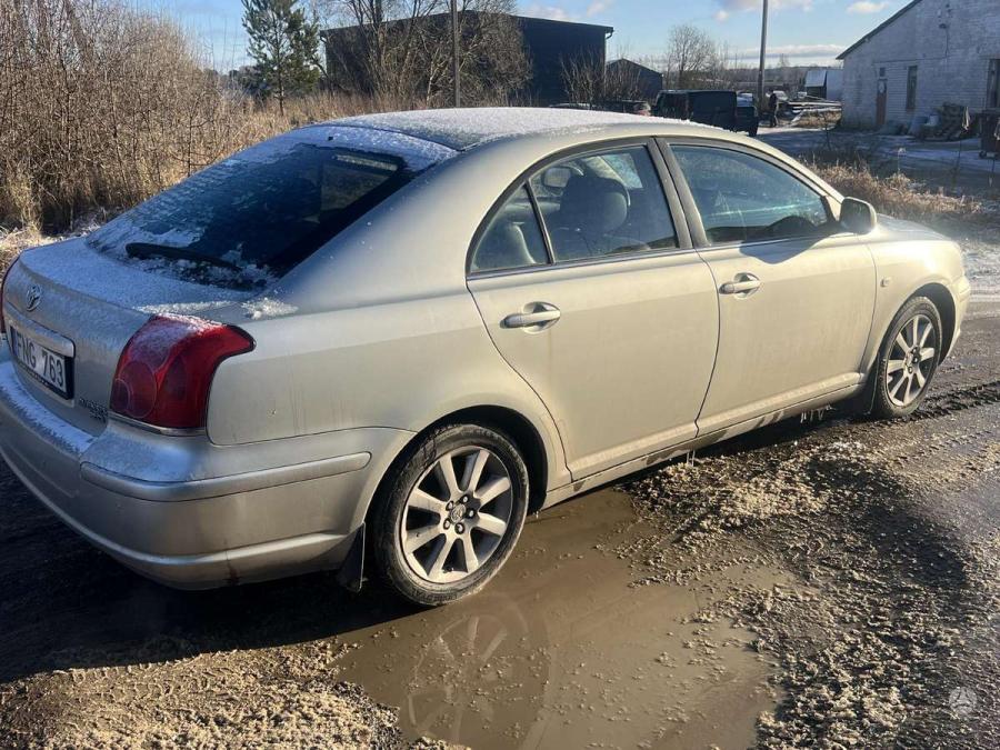 Серый Тойота Авенсис 2003 в Вильнюс, объемом двигателя 2.00 л и пробегом 210 тыс. км за 1800 €, фото 10 на AUTOMOTO.COM.LV