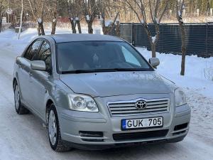 Grey Toyota Avensis 2003 in Klaipeda, with an engine capacity of 2.00 L and mileage of 391 thousand km for 1250 €, photo 2 on AUTOMOTO.COM.LV