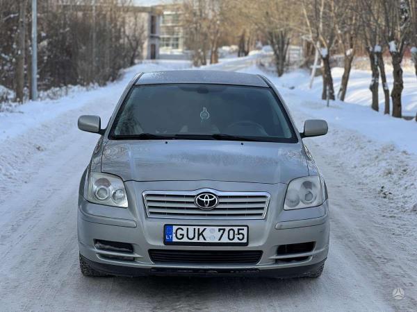 Pelēks Toyota Avensis 2003 Klaipėda, ar dzinēja tilpumu 2.00 L un nobraukumu 391 tūkst. km par 1250 €, foto 4 vietnē AUTOMOTO.COM.LV