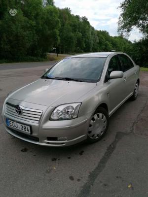Pelēks Toyota Avensis 2003 Prienai, ar dzinēja tilpumu 2.00 L un nobraukumu 304 tūkst. km par 1500 €, foto  vietnē AUTOMOTO.COM.LV