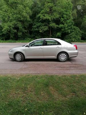 Pelēks Toyota Avensis 2003 Prienai, ar dzinēja tilpumu 2.00 L un nobraukumu 304 tūkst. km par 1500 €, foto 3 vietnē AUTOMOTO.COM.LV