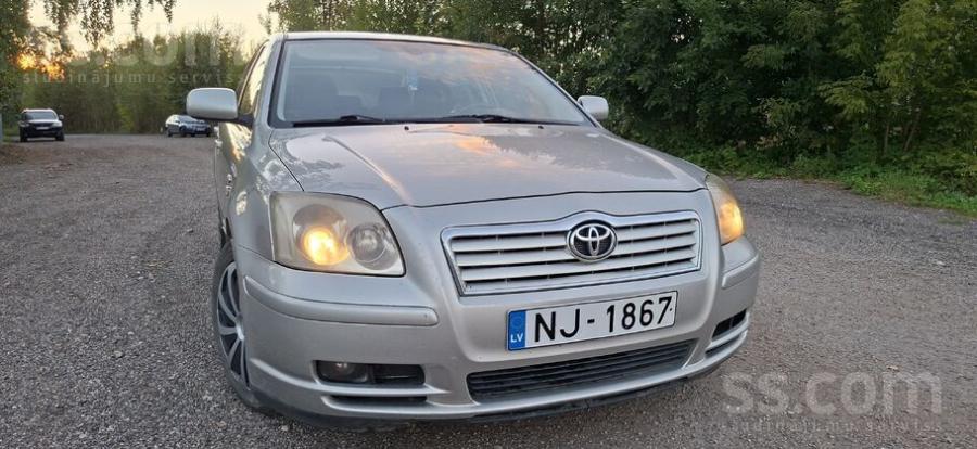 Pelēks Toyota Avensis 2003 Daugavpils, ar dzinēja tilpumu 2.00 L un nobraukumu 340 tūkst. km par 1150 €, foto 3 vietnē AUTOMOTO.COM.LV