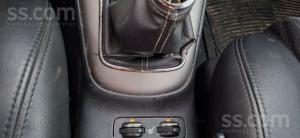 Pelēks Toyota Avensis 2003 Daugavpils, ar dzinēja tilpumu 2.00 L un nobraukumu 340 tūkst. km par 1150 €, foto 18 vietnē AUTOMOTO.COM.LV