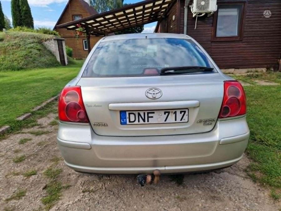 Pelēks Toyota Avensis 2003 Kazlų Rūda, ar dzinēja tilpumu 2.00 L un nobraukumu 393 tūkst. km par 1200 €, foto 6 vietnē AUTOMOTO.COM.LV