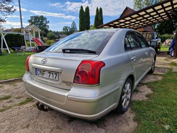 Pelēks Toyota Avensis 2003 Kazlų Rūda, ar dzinēja tilpumu 2.00 L un nobraukumu 393 tūkst. km par 1200 €, foto 7 vietnē AUTOMOTO.COM.LV