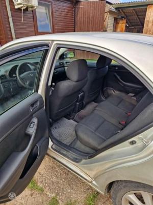 Pelēks Toyota Avensis 2003 Kazlų Rūda, ar dzinēja tilpumu 2.00 L un nobraukumu 393 tūkst. km par 1200 €, foto 10 vietnē AUTOMOTO.COM.LV