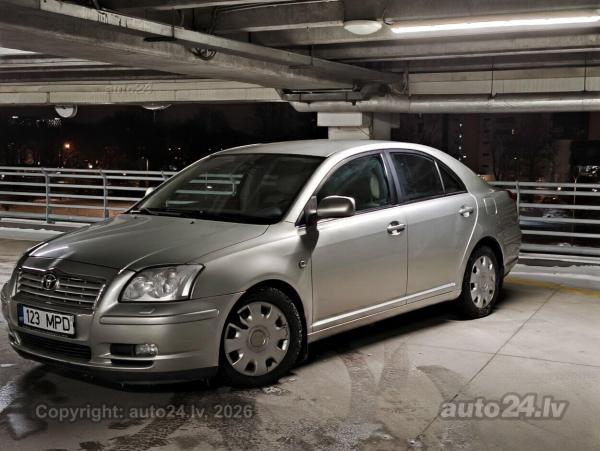 Grey Toyota Avensis 2004 in Tallinn, with an engine capacity of 2.00 L and mileage of 260 thousand km for 1998 €, photo 3 on AUTOMOTO.COM.LV