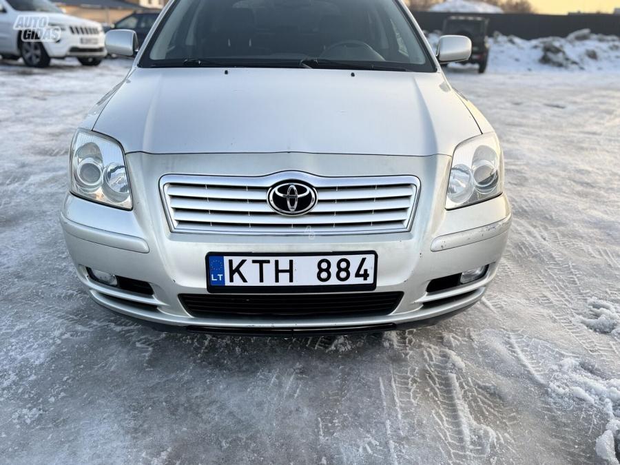 Pelēks Toyota Avensis 2004 Kauņa, ar dzinēja tilpumu 2.00 L un nobraukumu 290 tūkst. km par 1600 €, foto 7 vietnē AUTOMOTO.COM.LV