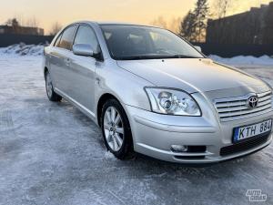 Pelēks Toyota Avensis 2004 Kauņa, ar dzinēja tilpumu 2.00 L un nobraukumu 290 tūkst. km par 1600 €, foto 9 vietnē AUTOMOTO.COM.LV