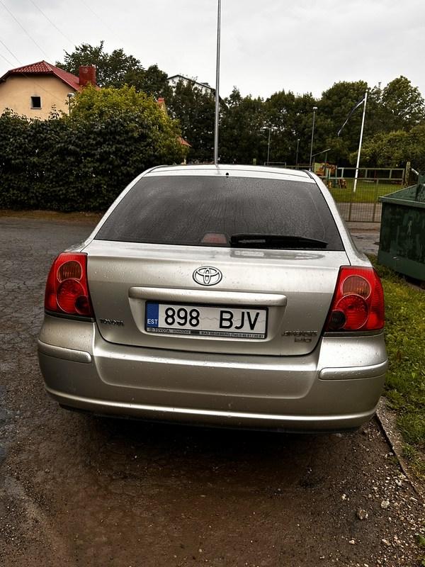 Pelēks Toyota Avensis 2004 Kohtla-Jerve, ar dzinēja tilpumu 0.00 L un nobraukumu 206 tūkst. km par 3200 €, foto 9 vietnē AUTOMOTO.COM.LV