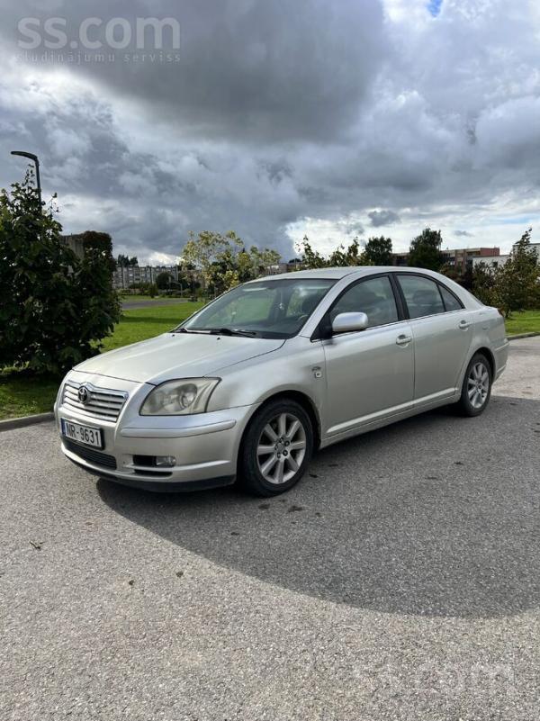 Pelēks Toyota Avensis 2004 Bauska, ar dzinēja tilpumu 2.00 L un nobraukumu 326 tūkst. km par 850 €, foto 1 vietnē AUTOMOTO.COM.LV