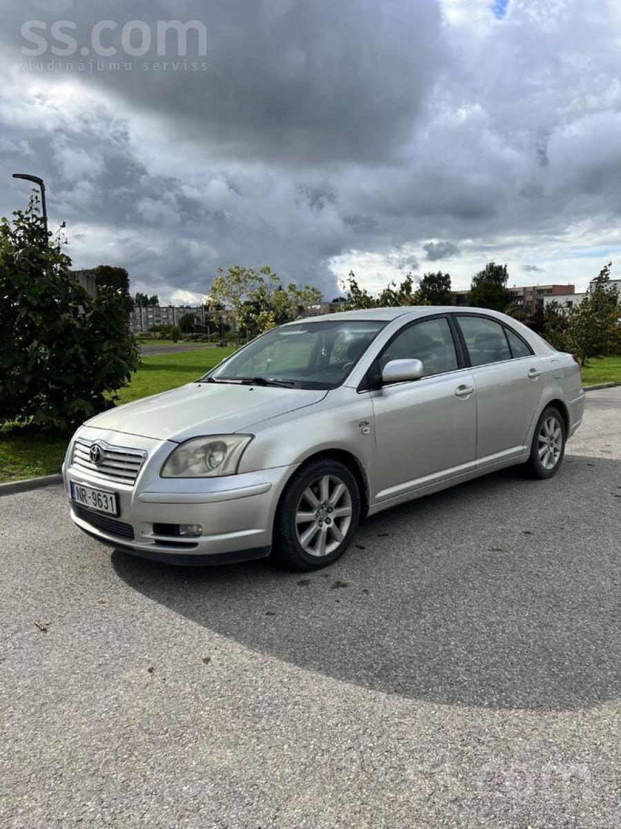 Pelēks Toyota Avensis 2004 Bauska, ar dzinēja tilpumu 2.00 L un nobraukumu 326 tūkst. km par 850 €, foto 1 vietnē AUTOMOTO.COM.LV