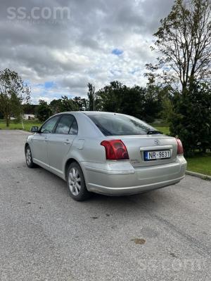 Pelēks Toyota Avensis 2004 Bauska, ar dzinēja tilpumu 2.00 L un nobraukumu 326 tūkst. km par 850 €, foto 4 vietnē AUTOMOTO.COM.LV