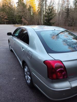 Grey Toyota Avensis 2005 in Alytus, with an engine capacity of 2.00 L and mileage of 309 thousand km for 1500 €, photo 9 on AUTOMOTO.COM.LV