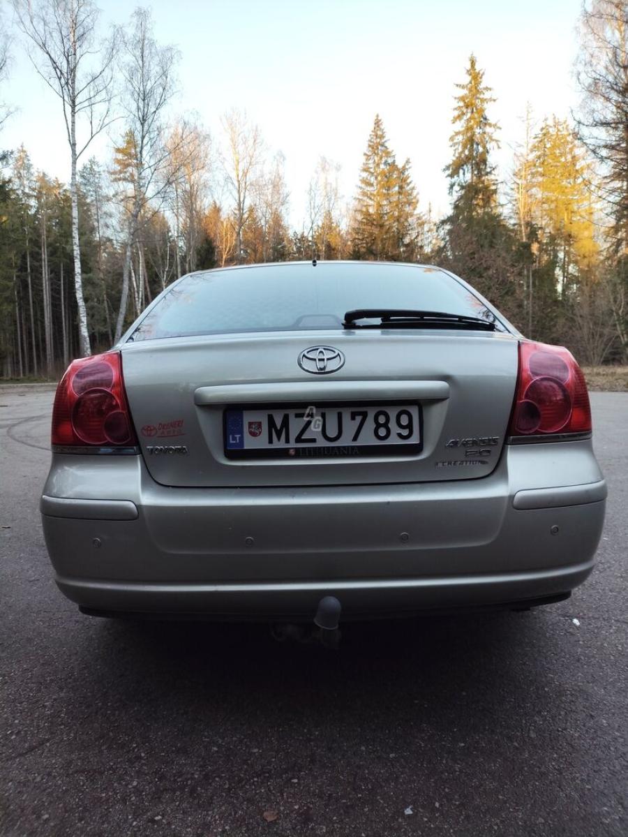 Grey Toyota Avensis 2005 in Alytus, with an engine capacity of 2.00 L and mileage of 309 thousand km for 1500 €, photo 11 on AUTOMOTO.COM.LV