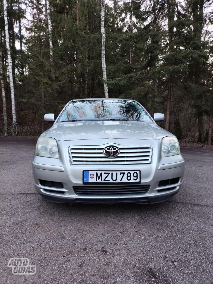Grey Toyota Avensis 2005 in Alytus, with an engine capacity of 2.00 L and mileage of 309 thousand km for 1500 €, photo 3 on AUTOMOTO.COM.LV