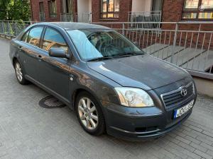 Pelēks Toyota Avensis 2005 Viļņa, ar dzinēja tilpumu 2.23 L un nobraukumu 260 tūkst. km par 1100 €, foto 3 vietnē AUTOMOTO.COM.LV
