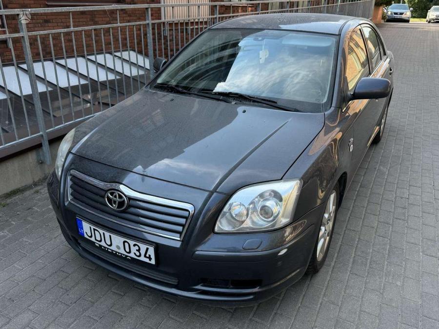 Серый Тойота Авенсис 2005 в Вильнюс, объемом двигателя 2.23 л и пробегом 260 тыс. км за 1000 €, фото 3 на AUTOMOTO.COM.LV