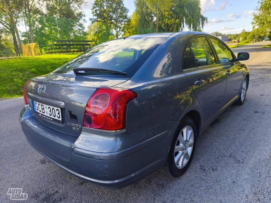 Серый Тойота Авенсис 2005 в Таураге, объемом двигателя 2.00 л и пробегом 313 тыс. км за 1650 €, фото 5 на AUTOMOTO.COM.LV