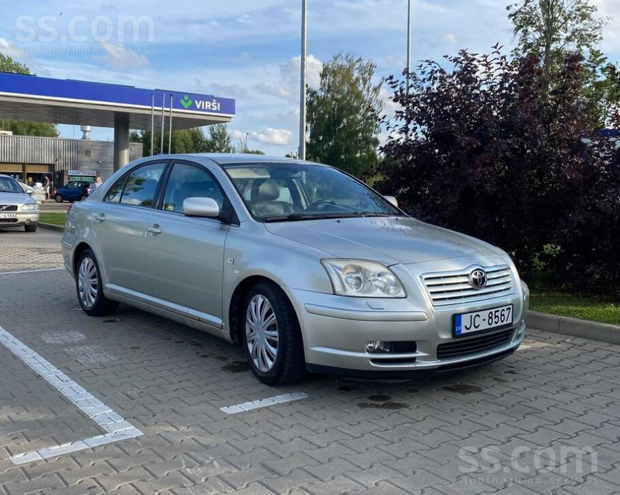 Серый Тойота Авенсис 2005 в Екабпилс, объемом двигателя 2.00 л и пробегом 284 тыс. км за 1695 €, фото 3 на AUTOMOTO.COM.LV