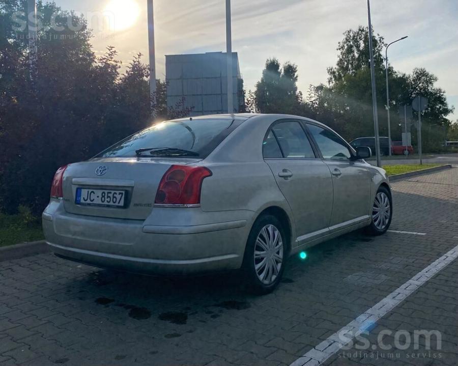 Серый Тойота Авенсис 2005 в Екабпилс, объемом двигателя 2.00 л и пробегом 284 тыс. км за 1695 €, фото 5 на AUTOMOTO.COM.LV