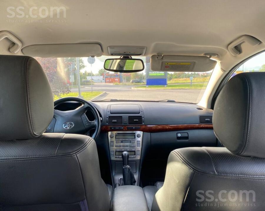Серый Тойота Авенсис 2005 в Екабпилс, объемом двигателя 2.00 л и пробегом 284 тыс. км за 1695 €, фото 9 на AUTOMOTO.COM.LV