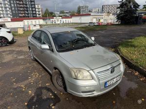 Grey Toyota Avensis 2005 in Vilnius, with an engine capacity of 2.00 L and mileage of 410 thousand km for 850 €, photo 4 on AUTOMOTO.COM.LV