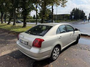 Grey Toyota Avensis 2005 in Vilnius, with an engine capacity of 2.00 L and mileage of 410 thousand km for 850 €, photo 7 on AUTOMOTO.COM.LV