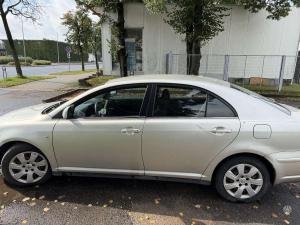 Grey Toyota Avensis 2005 in Vilnius, with an engine capacity of 2.00 L and mileage of 410 thousand km for 850 €, photo 11 on AUTOMOTO.COM.LV