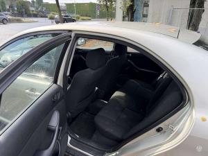 Grey Toyota Avensis 2005 in Vilnius, with an engine capacity of 2.00 L and mileage of 410 thousand km for 850 €, photo 12 on AUTOMOTO.COM.LV