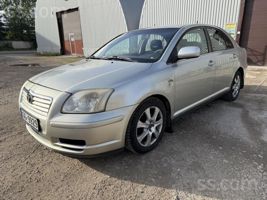 Grey Toyota Avensis 2005 in Riga, with an engine capacity of 2.00 L and mileage of 300 thousand km for 1250 €, photo 4 on AUTOMOTO.COM.LV