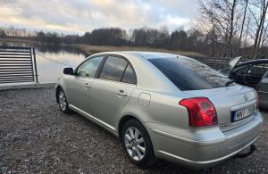 Grey Toyota Avensis 2006 in Klaipeda, with an engine capacity of 2.00 L and mileage of 283 thousand km for 1250 €, photo 5 on AUTOMOTO.COM.LV