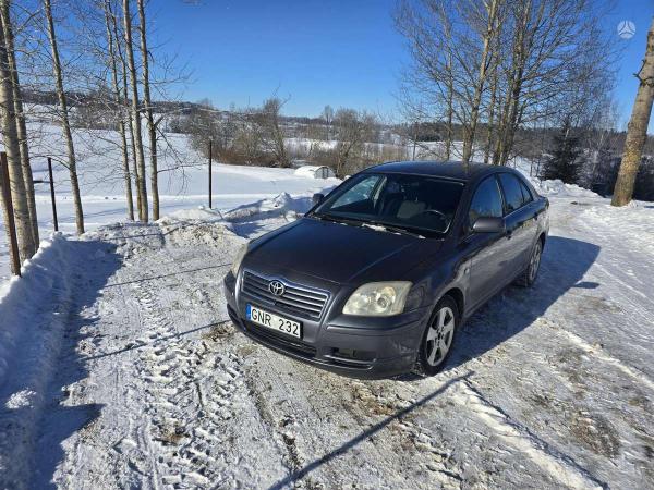 Grey Toyota Avensis 2006 in Vilnius, with an engine capacity of 2.23 L and mileage of 315 thousand km for 1200 €, photo 1 on AUTOMOTO.COM.LV
