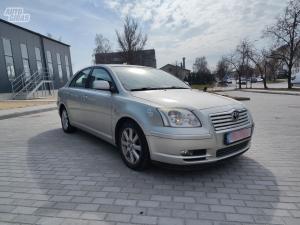Pelēks Toyota Avensis 2006 Viļņa, ar dzinēja tilpumu 2.00 L un nobraukumu 240 tūkst. km par 1000 €, foto  vietnē AUTOMOTO.COM.LV