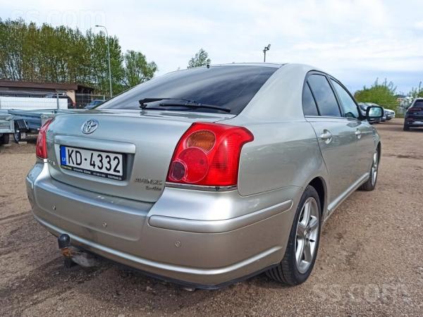 Grey Toyota Avensis 2006 in Daugavpils, with an engine capacity of 2.20 L and mileage of 0 thousand km for 2650 €, photo 5 on AUTOMOTO.COM.LV