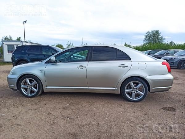 Grey Toyota Avensis 2006 in Daugavpils, with an engine capacity of 2.20 L and mileage of 0 thousand km for 2650 €, photo 8 on AUTOMOTO.COM.LV